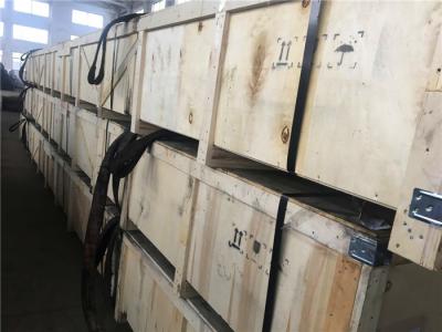 中国 1/8 – 3木箱のパッキングが付いているインチASTM A179の炭素鋼の継ぎ目が無い管 販売のため