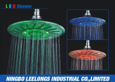 Cina Testa di doccia a temperatura controllata cromata ABS della pioggia del LED con 3 colori in vendita