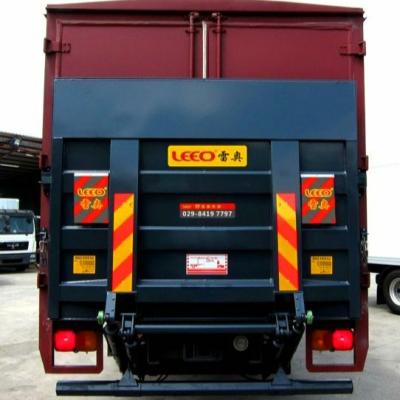 Cina Porta posteriore idraulica 2 Ton Vehicle Tail Lift della lega di alluminio 1800mm in vendita