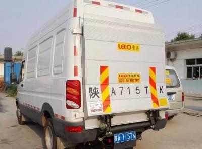 Cina Attrezzatura idraulica della ribalta d'acciaio adatta per vari modelli con capacità 2000kg e DC24V, 2KW in vendita