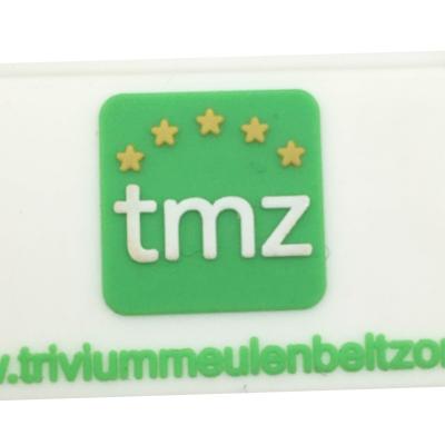 Cina Il logo di gomma dell'indumento del PVC del silicone identifica l'effetto del trasferimento di calore 3D tutto il colore disponibile in vendita