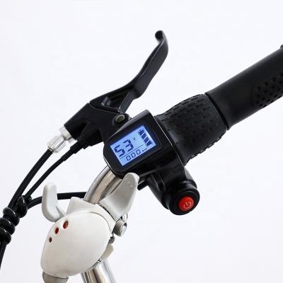 중국 페달 보조 8Ah / 10Ah 리?? 배터리와 함께 250W 26 인치 전기 도시 자전거 판매용