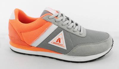 中国 Cheaping 通気性の Whosale のスポーツの運動靴のエア クッション Outsole 販売のため