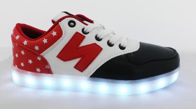 China Mode-intelligente Freizeitschuhe für Mann-Schuhe mit Lichtern für Erwachsene zu verkaufen