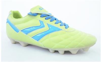 Cina Il calcio all'aperto della primavera delle ragazze rinforza le scarpe con una bietta per tappeto erboso nella dimensione 6 in vendita