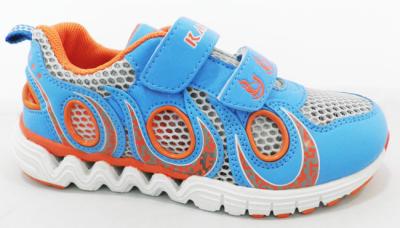 China Zapatillas deportivas libres del peso ligero del verano respirables con el lenguado de EVA en venta