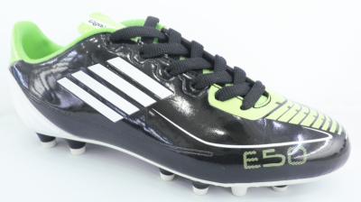 China Projeto e logotipo personalizados do futebol do estilo do plutônio sapatas exteriores internas populares à venda