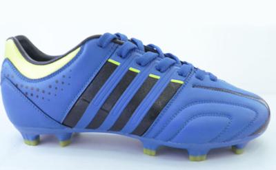 Cina Scarpe all'aperto dell'interno su misura di calcio dell'etichetta del compratore di logo in vendita