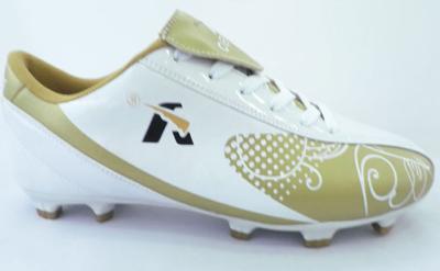 Cina Morsetti all'aperto di calcio di stile popolare dell'etichetta del compratore di logo su misura marca famosa in vendita