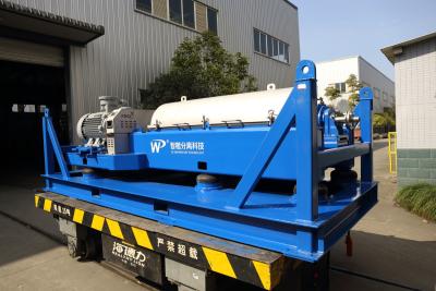 China PLC Three Phase Centrifuge Sludge Dewatering Decanter Centrifuge For High Pressure Wells for sale