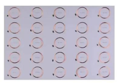 中国 13.56MHz NFC Inlay Sheet TAG 213 , 215 Inlay Dry NFC Antenna RFID PVC Sheets for Cards 販売のため