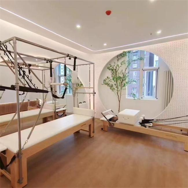 Pilates Cadillac Reformer Bed 8-in-1 Multifunctional Yoga & Shaping Equipment, Adjustable Core Training Machine for Studio