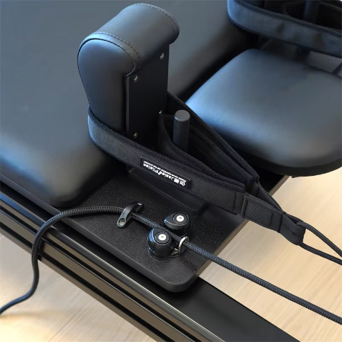 Black Matte Aluminum Full Track Pilates Reformer with Full Accessories Professional Studio Core Bed