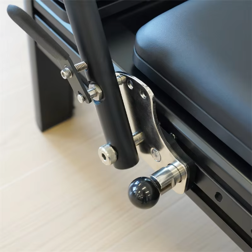 Black Matte Aluminum Full Track Pilates Reformer with Full Accessories Professional Studio Core Bed