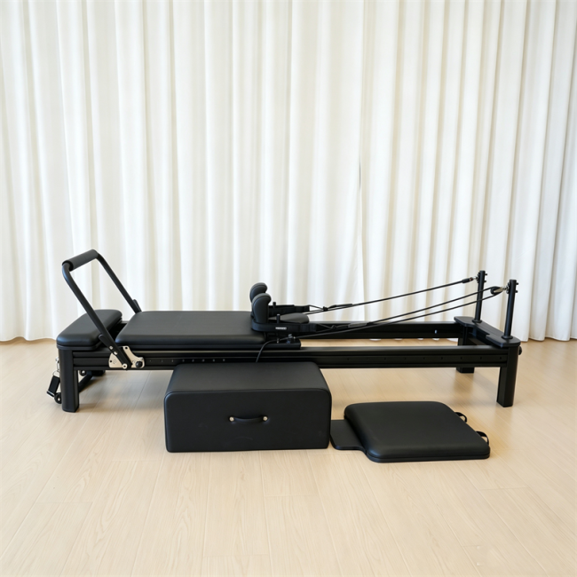 Customized High-standard Studio Commercial Pilates Equipment, Wooden Reformer, Foldable Portable Pilates Reformer.