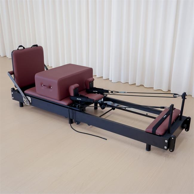 High Quality Foldable Wood Pilates Reformer Machine Portable Pilates Bed with Full Accessories Home Yoga Fitness Equipment