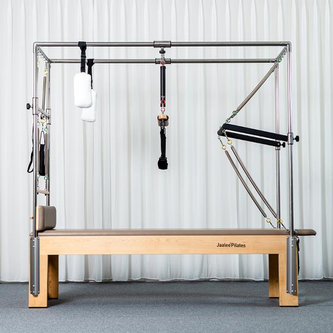 High Quality Foldable Wood Pilates Reformer Machine Portable Pilates Bed with Full Accessories Home Yoga Fitness Equipment