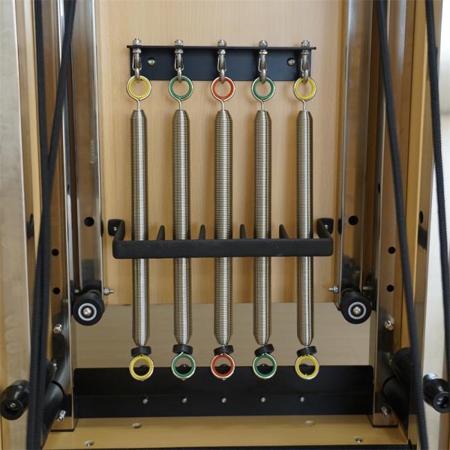 Customized High-standard Studio Commercial Pilates Equipment, Wooden Reformer, Foldable Portable Pilates Reformer.