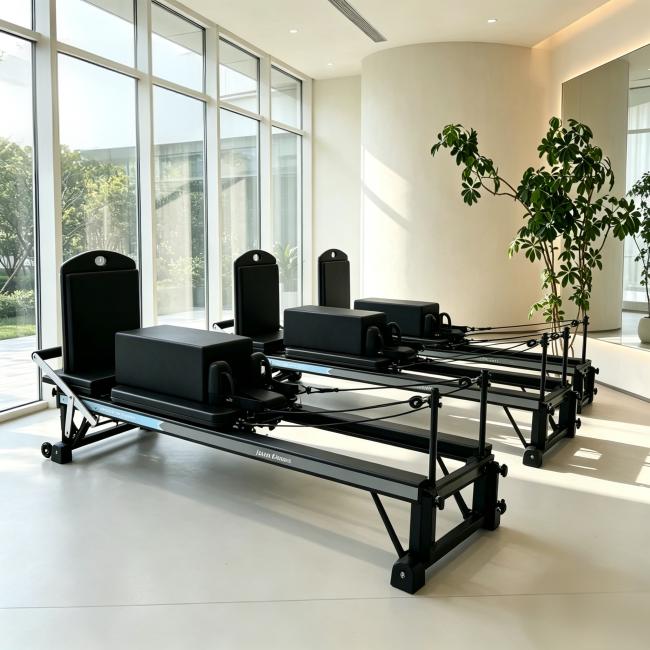 Customized High-standard Studio Commercial Pilates Equipment, Wooden Reformer, Foldable Portable Pilates Reformer.
