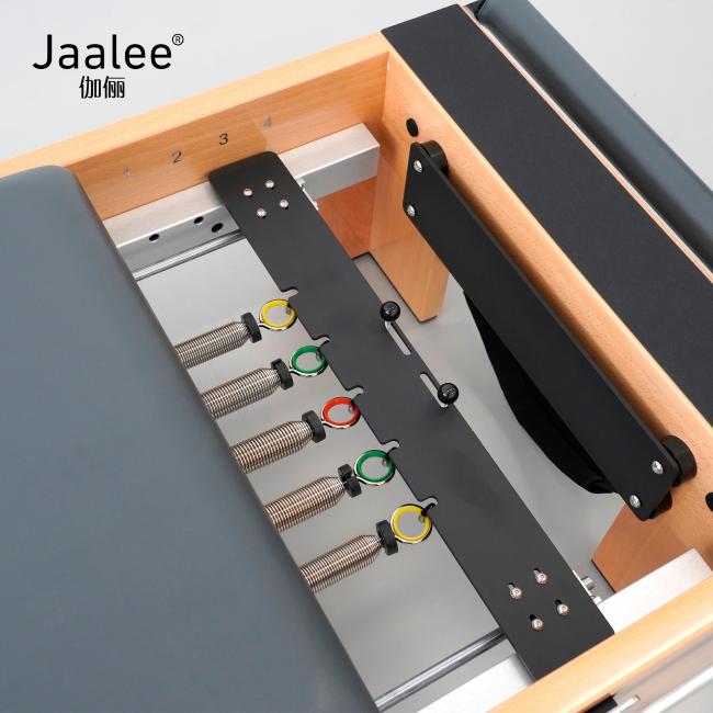 High Quality Durable Wood Aluminium Pilates Core Bed Newly Launched Fitness Equipment for Gym Body Use Comes Maple Box Packaging