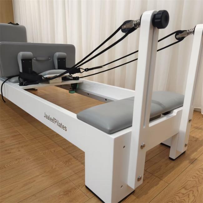Commercial Gym Fitness Sets Studio Yoga Training Classic Pilates Reformer Oak Wood Pilates Reformer