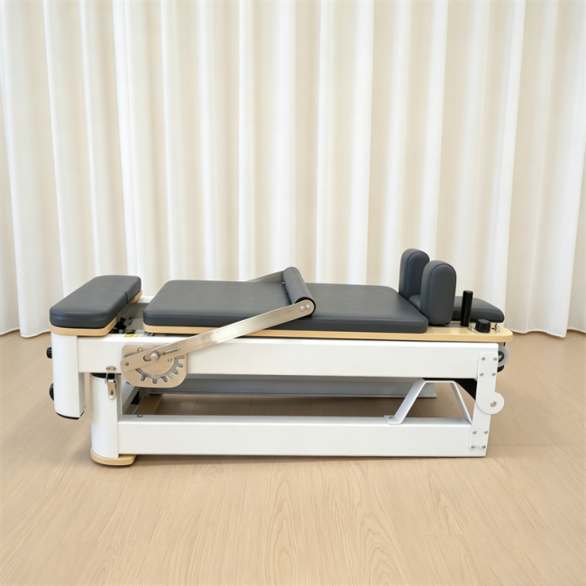 Custom Leather Aluminum Pilates Reformers Machine Foldable Core Bed Home Studio Use Commercial Fitness Equipment Logo Gym