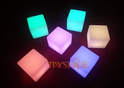 Cina La lampada dell'umore della palla rotonda LED ha condotto l'illuminazione della decorazione del cubo con le cellule ricaricabili del litio in vendita