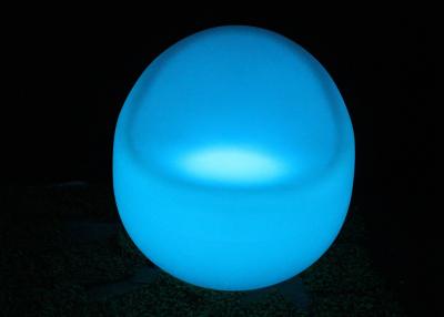 Cina Sgabelli da bar rotondi durevoli di Ployethylene LED per la disposizione dei sedili/sedia a pile del LED in vendita