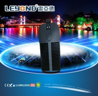 Cina IL CE ROHS IP65 100W dei CB ha condotto l'illuminazione di via con la vendita calda d'abitazione argento/del nero in vendita