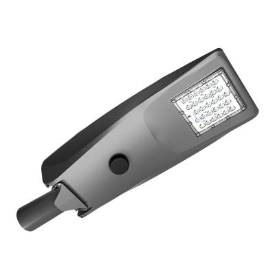Cina iluminazione pubblica principale all'aperto di Solar LED del regolatore di 5000k MPPT con l'alloggio grigio & nero del sensore di moto, in vendita