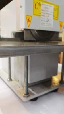 Cina PWB pre segnato V Tagliato Depanelizer della scanalatura del PWB Depaneling V del separatore del PWB in vendita