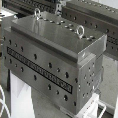 700mm WPC Hollow Door Panel Extrusion Mould for Plastic Material in Chinese