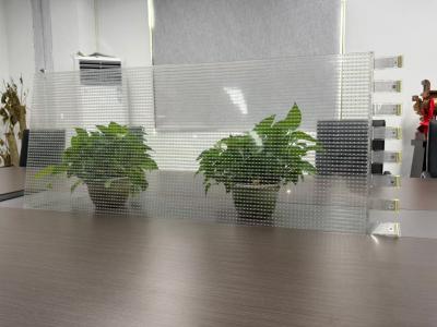 Cina Display LED trasparente flessibile ultra-sottile P8 per interni con trasparenza 85% e luminosità 3500 nits in vendita