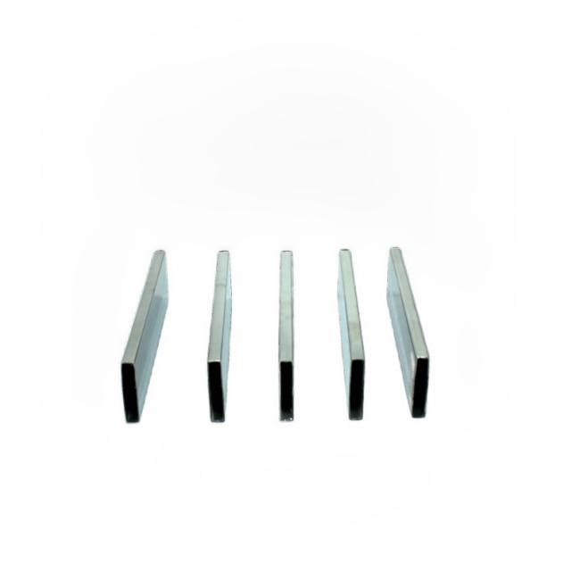 Small rectangular stainless steel tube end profiles and wall thickness view