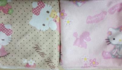 중국 정연한 모양 가구는 Microfiber 피복 손 깨끗한 수건 300gsm OEM를 인쇄했습니다 판매용