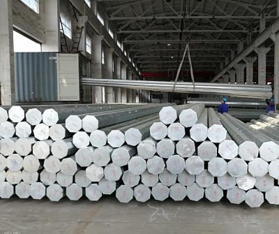 Cina Palo ottagonale zincato Q345 da 35 piedi e 3 mm di spessore con rivestimento in asfalto in vendita