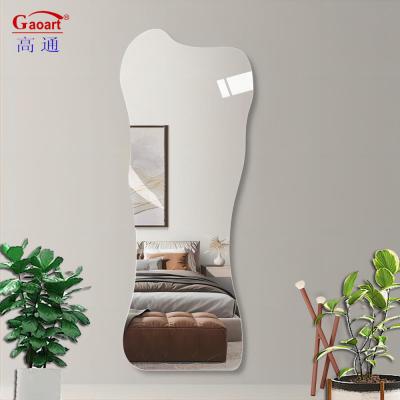Cina Contemporary Design Style Floor Length Mirror for Metal Shaving Bath in Hotel Bathroom in vendita