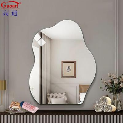 China Espejo de pegatina de pared de longitud completa de diseño moderno para decoración de baño de tamaño personalizado en venta