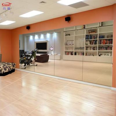 China Paneles de vidrio grandes personalizables Espejo de pared inquebrantable Para pared Espejo transparente Color en venta