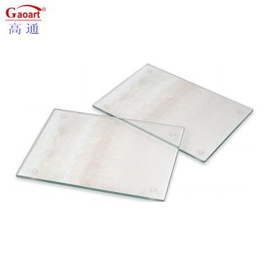 Cina All-Season Golden Silk No Design Unbreakable Square Kitchen Cheese Glass Cutting Board in vendita