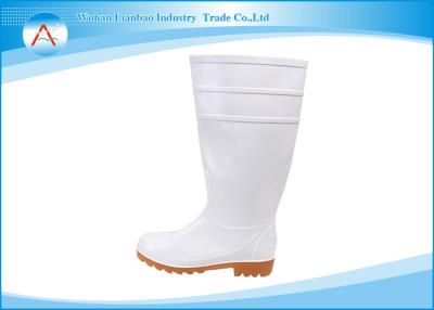 Cina Stivali di pioggia impermeabili ed antiscorrimento alla moda del PVC Wellingtons nero unisex in vendita
