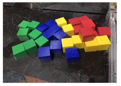 中国 50mm thick colorful PE500 plastic machined blocks for chemical sector 販売のため
