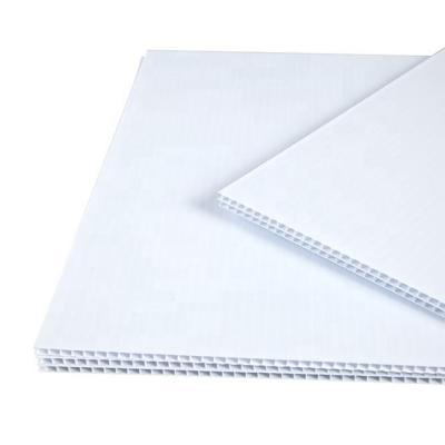 China 4mm White Corflute Sheets 4x8 Coroplast Sign Blanks For Advertising for sale