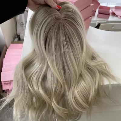 Cina 8-22 pollici di lunghezza Topper capelli umani con 120% di densità di toupee OEM seta in vendita