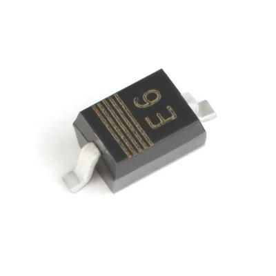 中国 PESD5V0S1UA,115 販売のため
