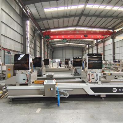 Chine scie de coupure automatique en aluminium de 550mm pour la porte de fenêtre et le mur rideau à vendre