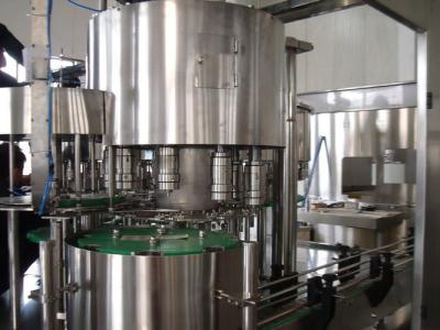 Cina Linea di produzione liquida automatizzata del succo di frutta per l'ANIMALE DOMESTICO/bottiglia di vetro in vendita