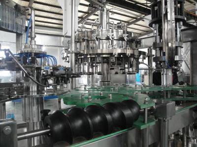 Cina Lo SpA controlla la macchina di rifornimento elettrica dell'alcool per il barilotto ed imbottiglia 12000BPH in vendita