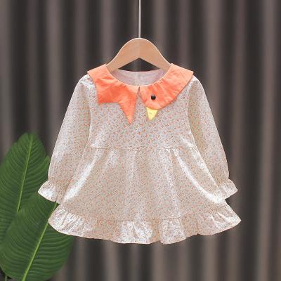 中国 女の子の長い袖の綿の花柄のドレスは衣類子供のはねる 販売のため