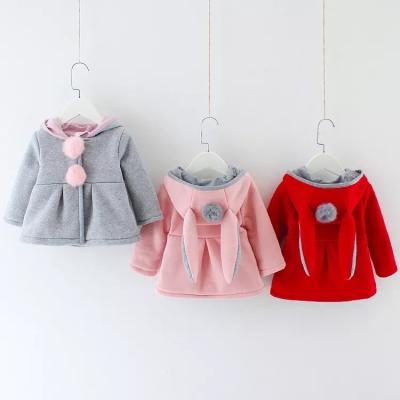 Cina Cappotti incappucciati della neonata di Bunny Ears Warm Cotton Coat delle ragazze dell'abbigliamento dei bambini di inverno in vendita